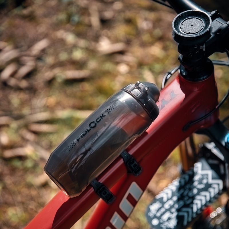 Fidlock Bottle 590ml + Uni Base