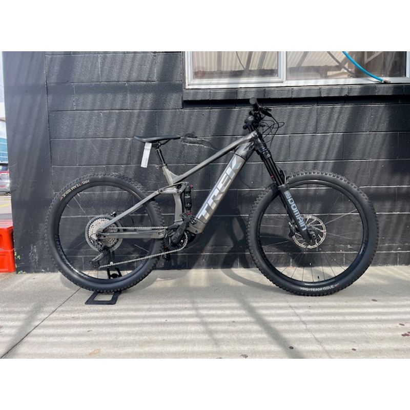 Ex-Demo Trek Rail 7 Electric MTB Grey/Black