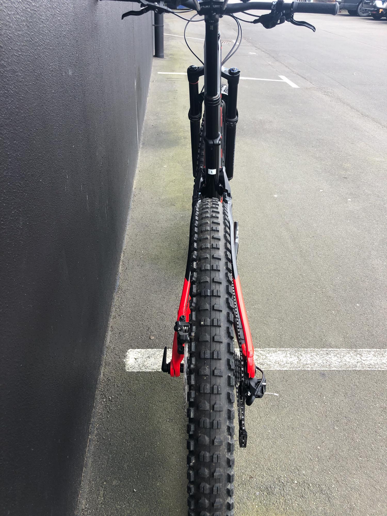Ex-Demo Trek Fuel EX 7 MTB Black/Red